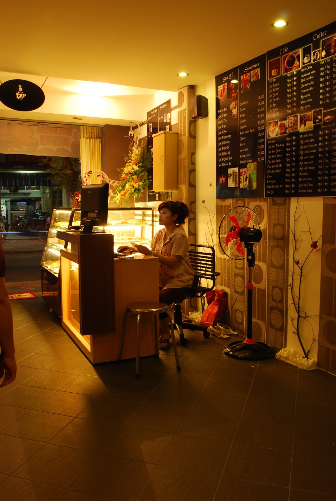 Luật sư 24h: Book Coffee Kate kim