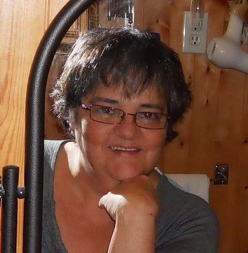 Anne Lapointe's Instagram, Twitter & Facebook on IDCrawl