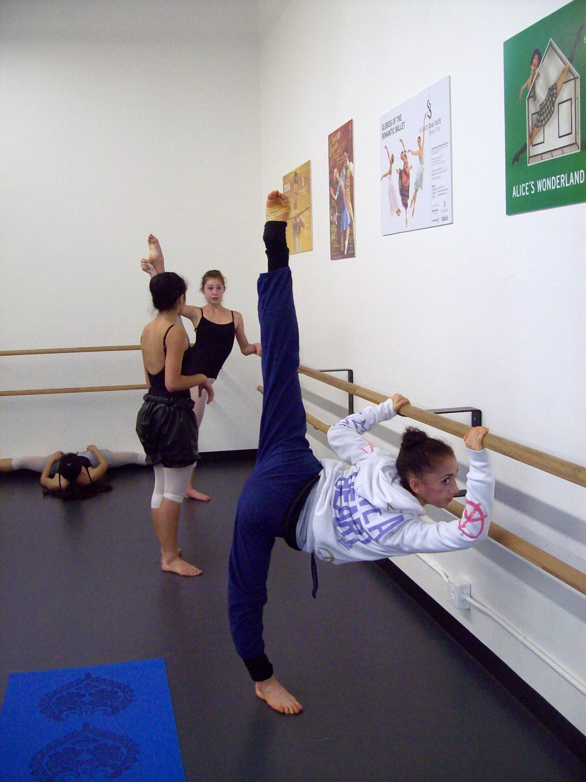 Flexibility Circuit Training: Exercise Sequences and Variations