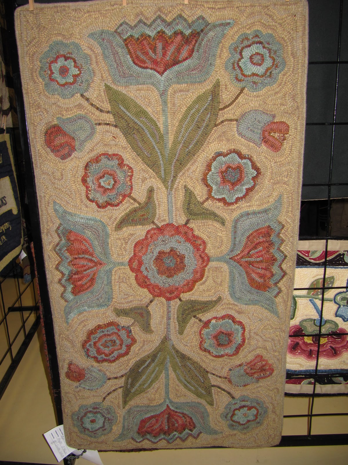 Amy's Dusty Trail: Rock Creek Hook-in and Rug Show: Show Rugs Part 1