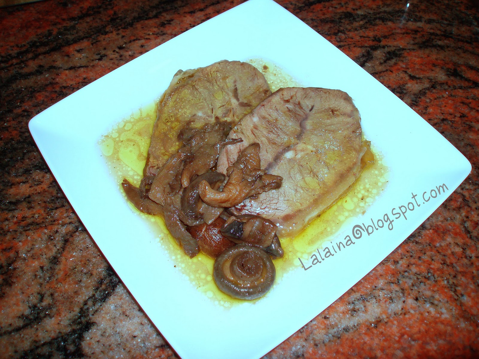 La casa de Lalaina: TERNERA RUSTIDA CON SETAS