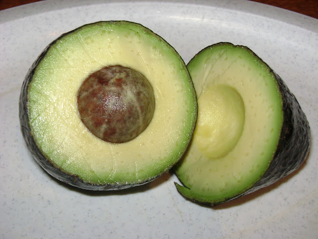 There's more than one way to slice an avocado {Chunky Avocado Salsa ...