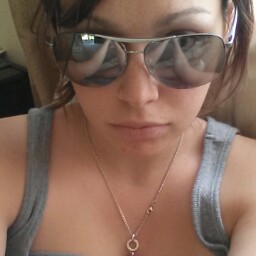 EE · Trident Place, Hatfield Business Park, Mosquito Way, Hatfield AL10 ...