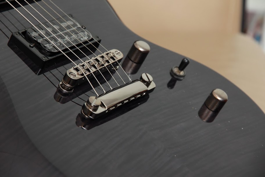 LTD Viper-100FM See Thru Black