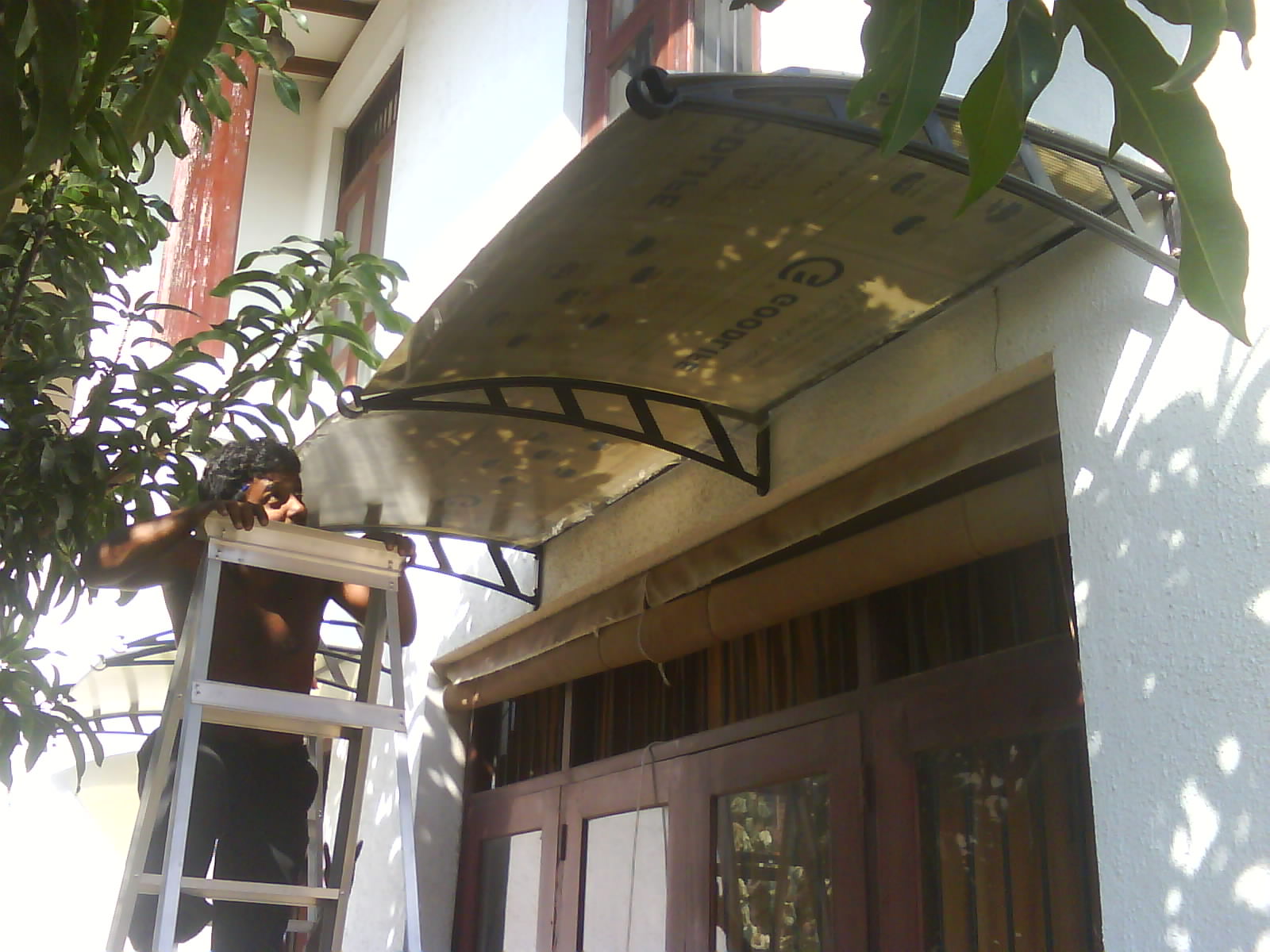 Window Canopies & Carports with Polycarbonate Sheets: Window canopy