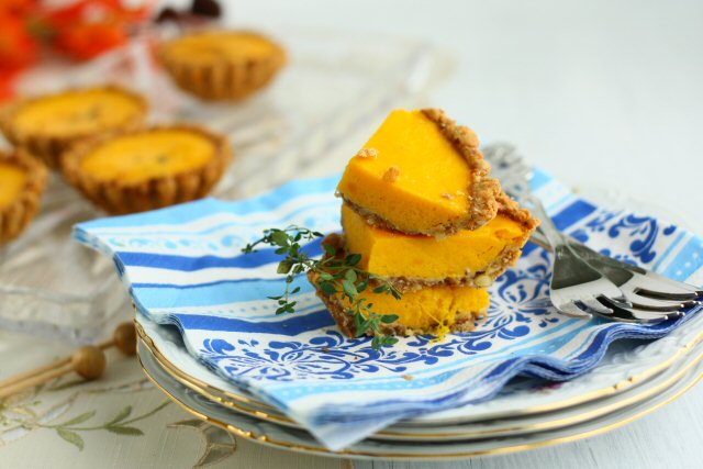Savoury Pumpkin Spelt Tartlets with Sage and Lemon Thyme
