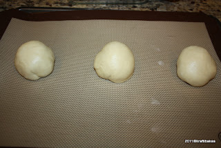 Baking and Caking for Beginners: Coffee Buns (aka Roti Buns)