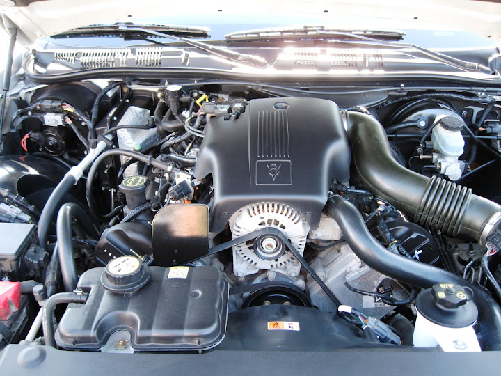 For Sale 2003 Crown Vic LX SPORT 64,000 miles excellent!