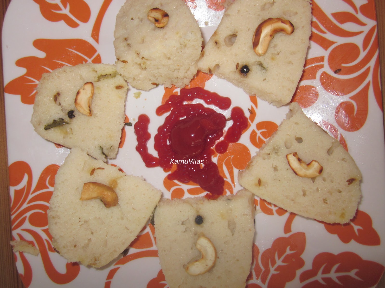 Kamu's Kaivannam: Kanchipuram Idli/Steamed Rice Cake