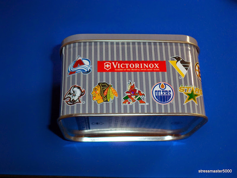 I Love SAK's: Victorinox NHL Series Collectors Tin Box 26 Teams Version