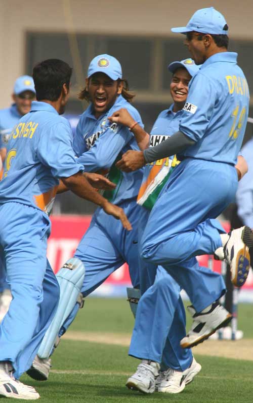 Cricket: Mahendra Singh Dhoni profile