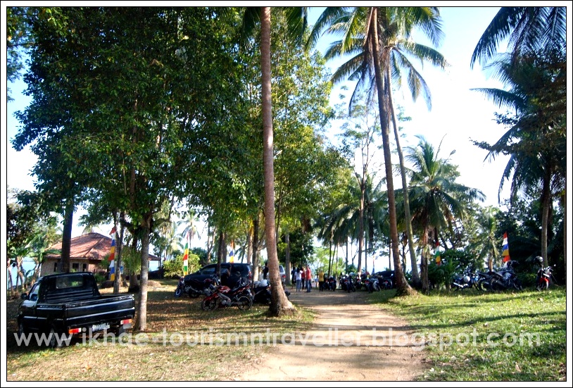 Tourism n' Traveller: Pantai Batu Dinding : Kebun Bebas Sampah Atok ...