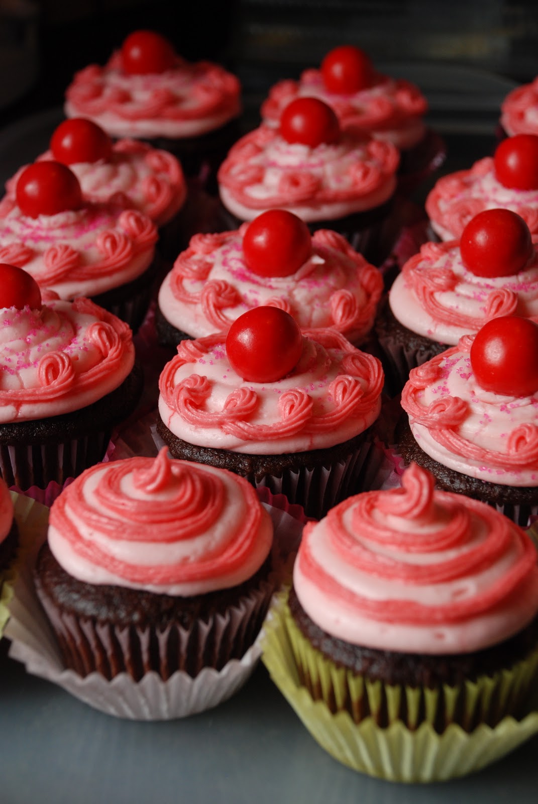 Real McCoy Cakes: Pinkalicious Cupcakes - February 2011