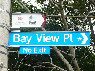 Little Munro Bay: Welcome to the Little Munro Bay Blog...