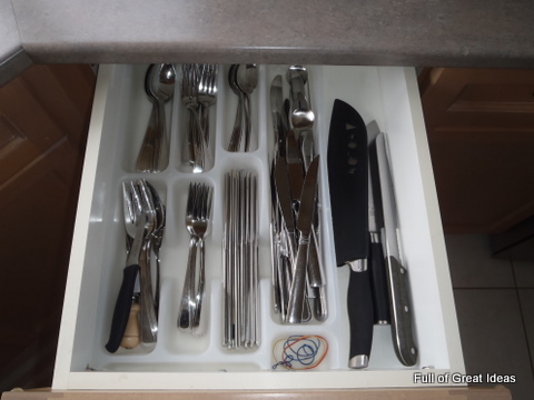 DIY Cutlery Drawer Divider - on my $0 budget