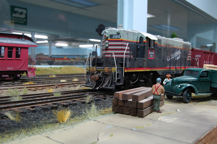 O scale vehicles? | O Gauge Railroading On Line Forum
