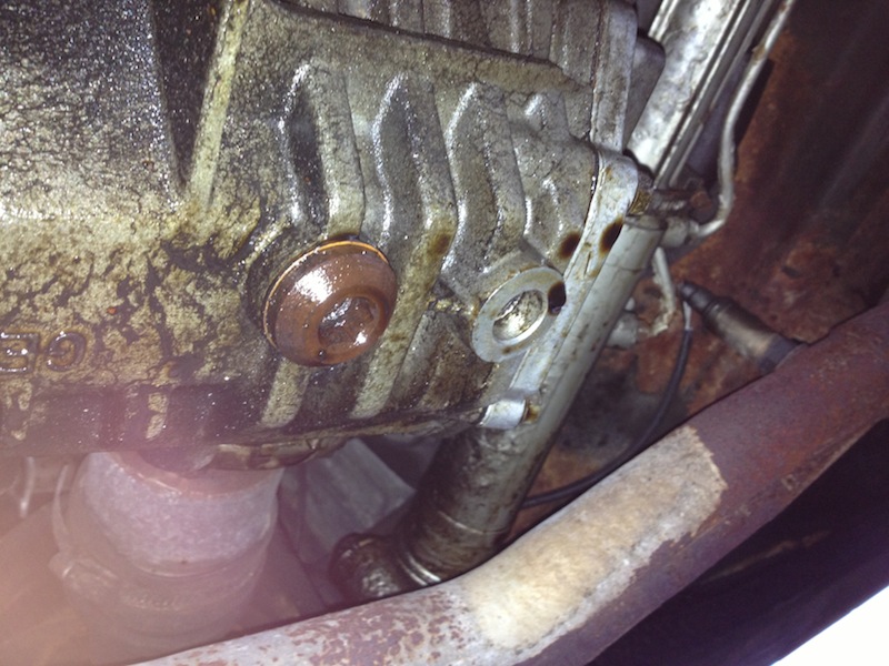 Saab 900 Oil Leak | SaabCentral Forums