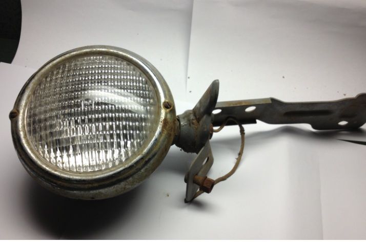 Ferguson Tail Light Brackets/trouble light - TIM Daley? Help
