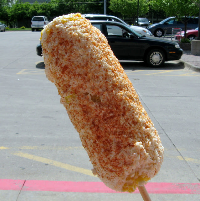 𝗦𝗟𝗔𝗞𝗜𝗡𝗚𝗙🍩🍩𝗟: Elote con mayonesa, queso rallado y chile de La Tapiata ...