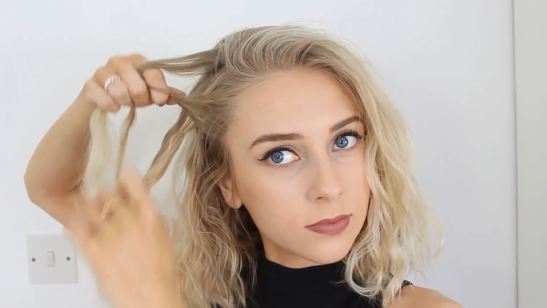30 Style Rambut Pendek Untuk Ke Pesta Model Terbaru