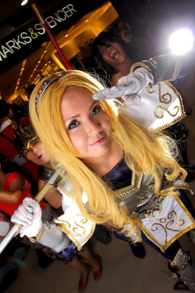 Cosgeek Luxanna Crownguard