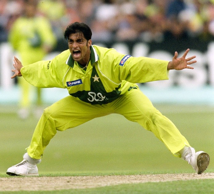 Pakistan Cricket Players Historical Images Shoaib Akhtar