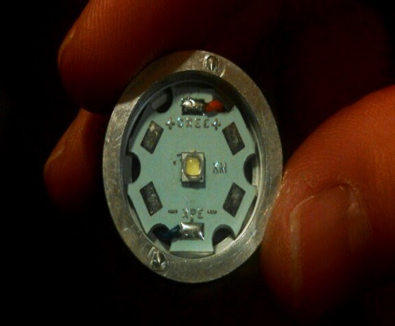 Review: JOBSMART 130 Lumens Adjustable Focus CREE LED Flashlight *PIC ...